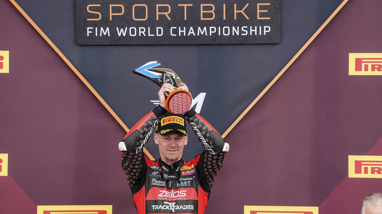 Fleerackers gana en Assen en un final de infarto en Sportbike - VAVEL ...