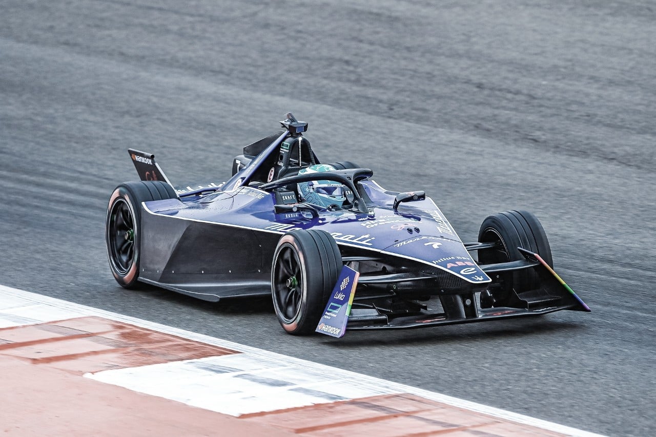 Max Guenther e Maserati lideram o primeiro dia de treinos da Fórmula E ...