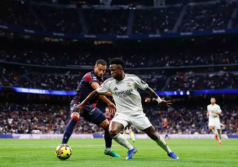 El Bernabéu pone a Vinícius en el ojo del huracán - VAVEL España