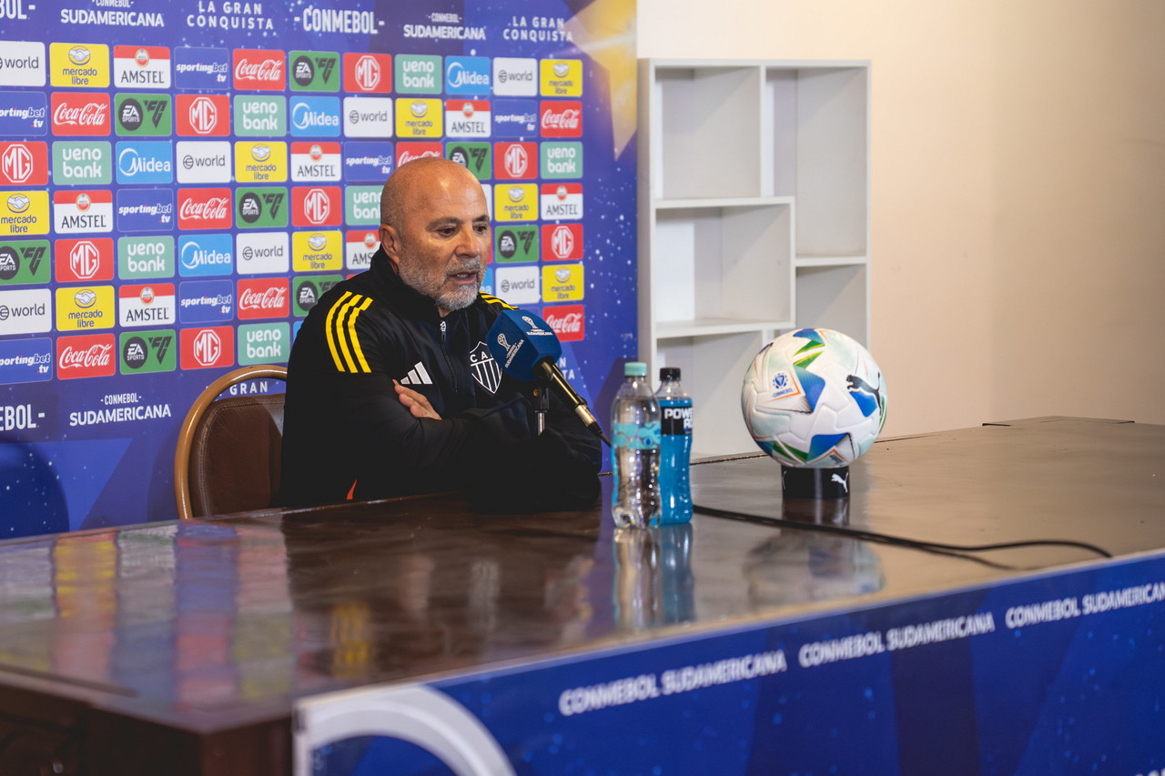 Sampaoli valoriza empate na Bolívia e pede cautela para jogo de volta da Sul-Americana: "Não ...