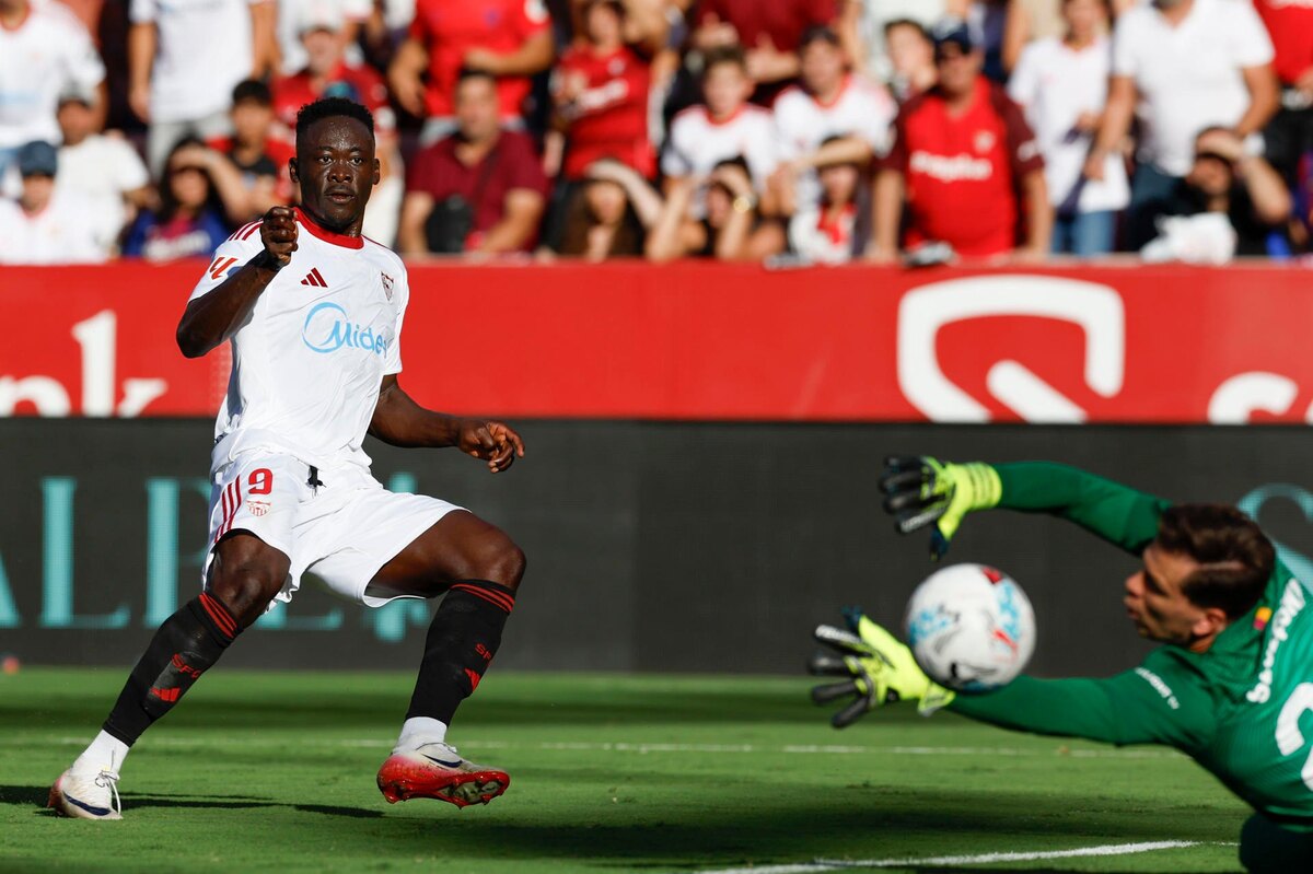 Akor Adams lava la imagen de Orta... y exalta la de Cordón - VAVEL España