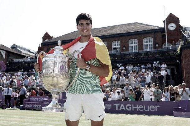 Alcaraz reina en Queen’s y vuelve a ser número uno de la ATP - VAVEL España