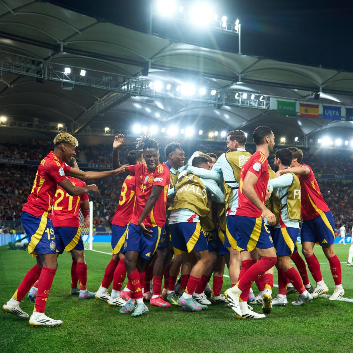 Espanha brilha em duelo eletrizante, vence a França por 5 a 4 e avança ...