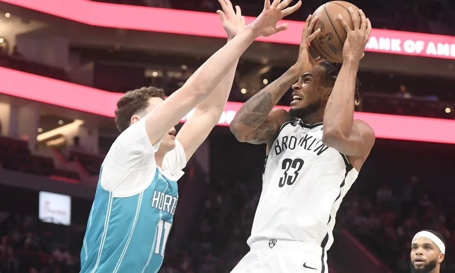 LaMelo y Miller ilusionan a Charlotte - VAVEL España