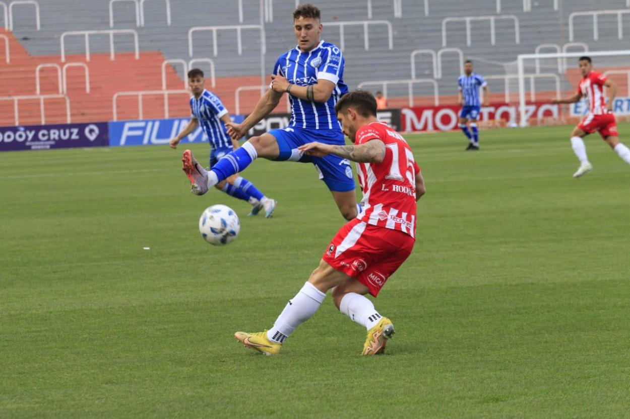 Enzo Gaggi su primera vez desde el arranque - VAVEL Argentina