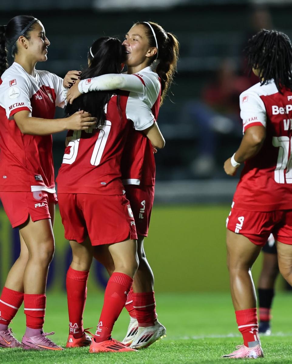 Ready la goleada de Santa Fe en su debut en Copa Libertadores Femenina - VAVEL Colombia