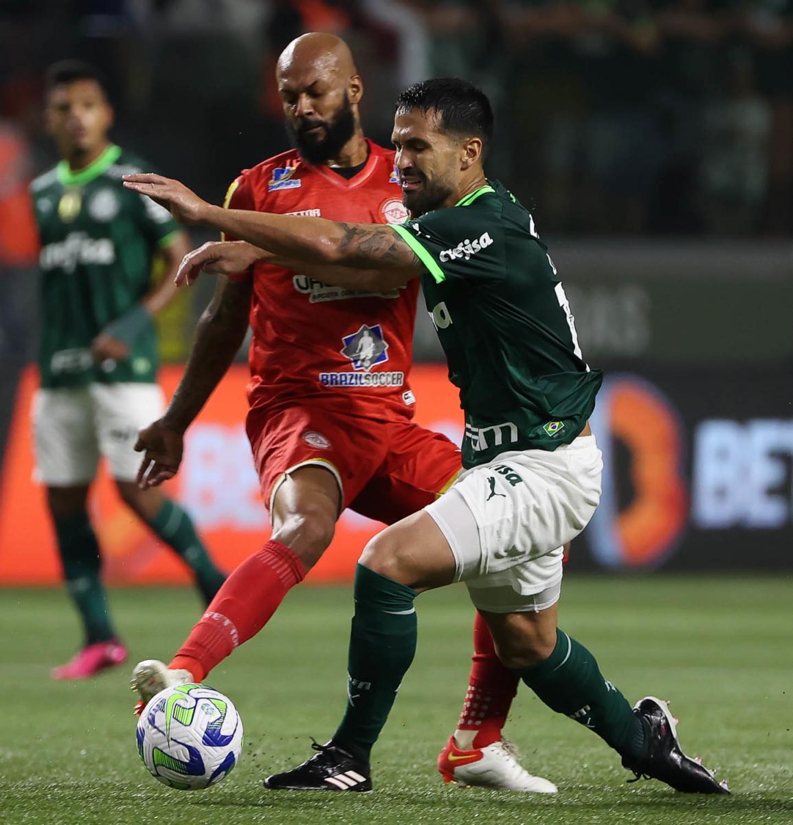 Com três jogos seguidos como mandante, Bruno Silva fala em Tombense criar gordura na largada da ...