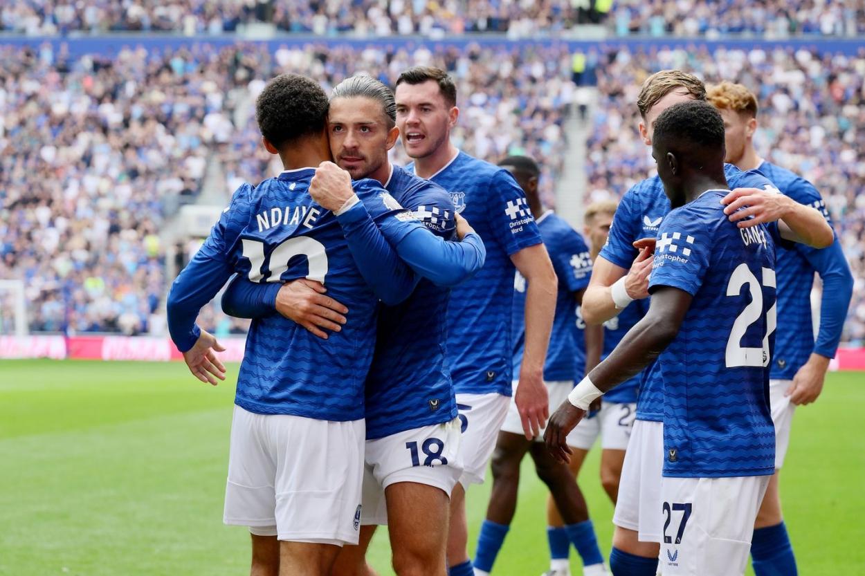 El Everton da la bienvenida a su nuevo estadio con una victoria ante el ...