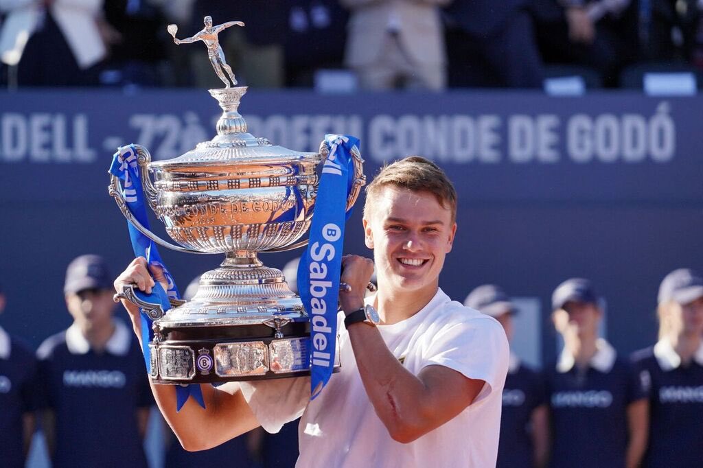 Rune es el rey del Open 500 de Barcelona - VAVEL España