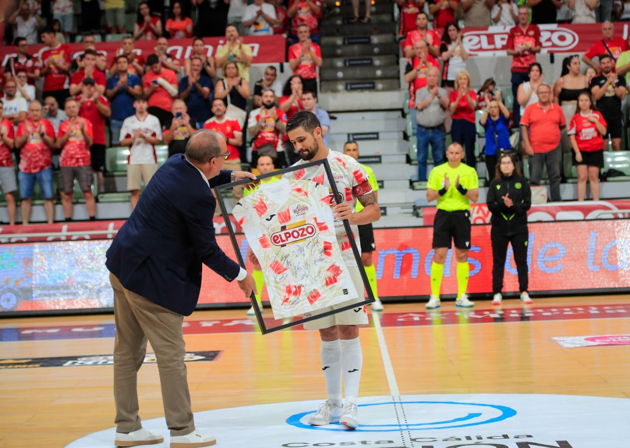 Felipe Valerio lidera la goleada de ElPozo y fuerza el desempate ...