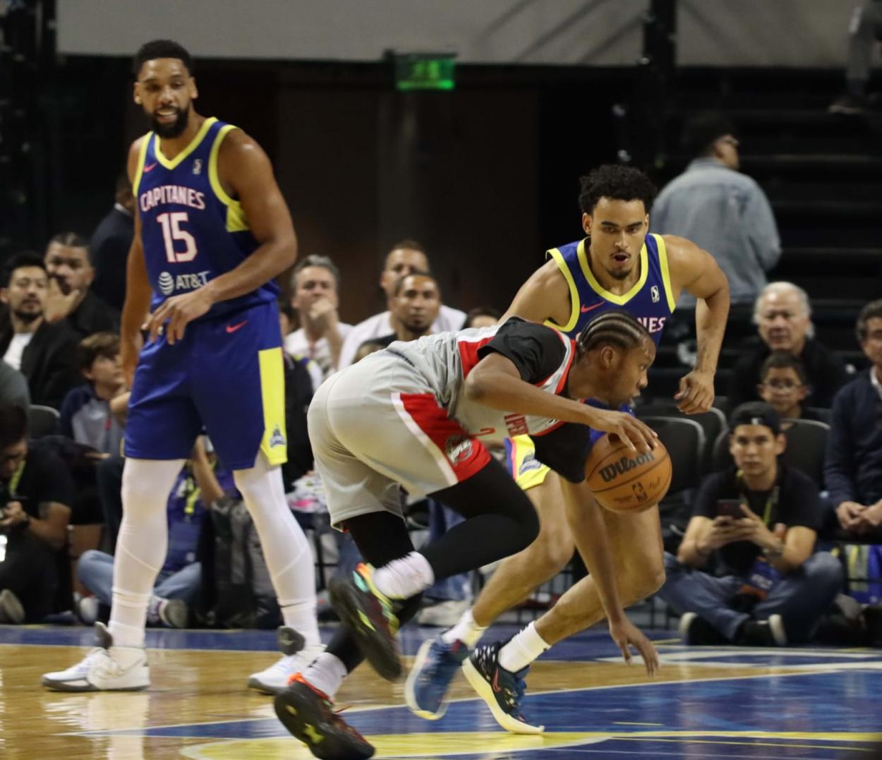 Capitanes CDMX debuta con victoria frente al campeón Vipers - VAVEL México