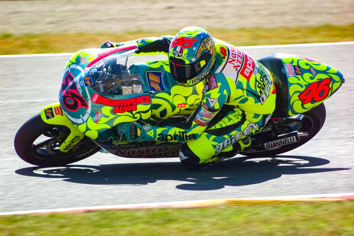 Valentino Rossi, una vida sobre ruedas: su carrera, legado y marca en ...