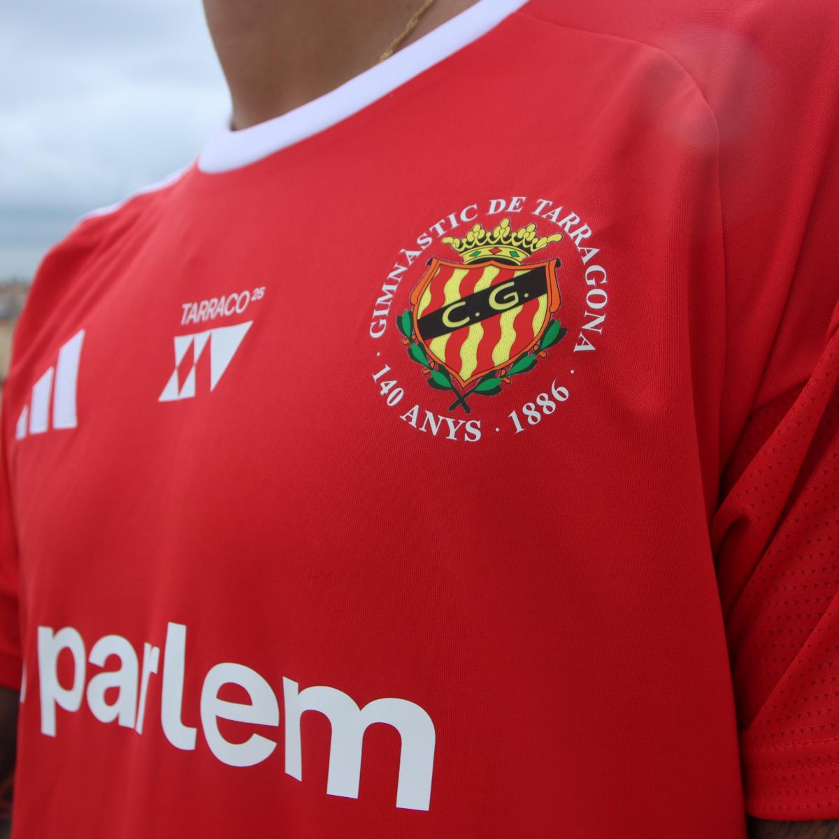 El Nàstic presenta su equipación para la temporada 25-26 - VAVEL España
