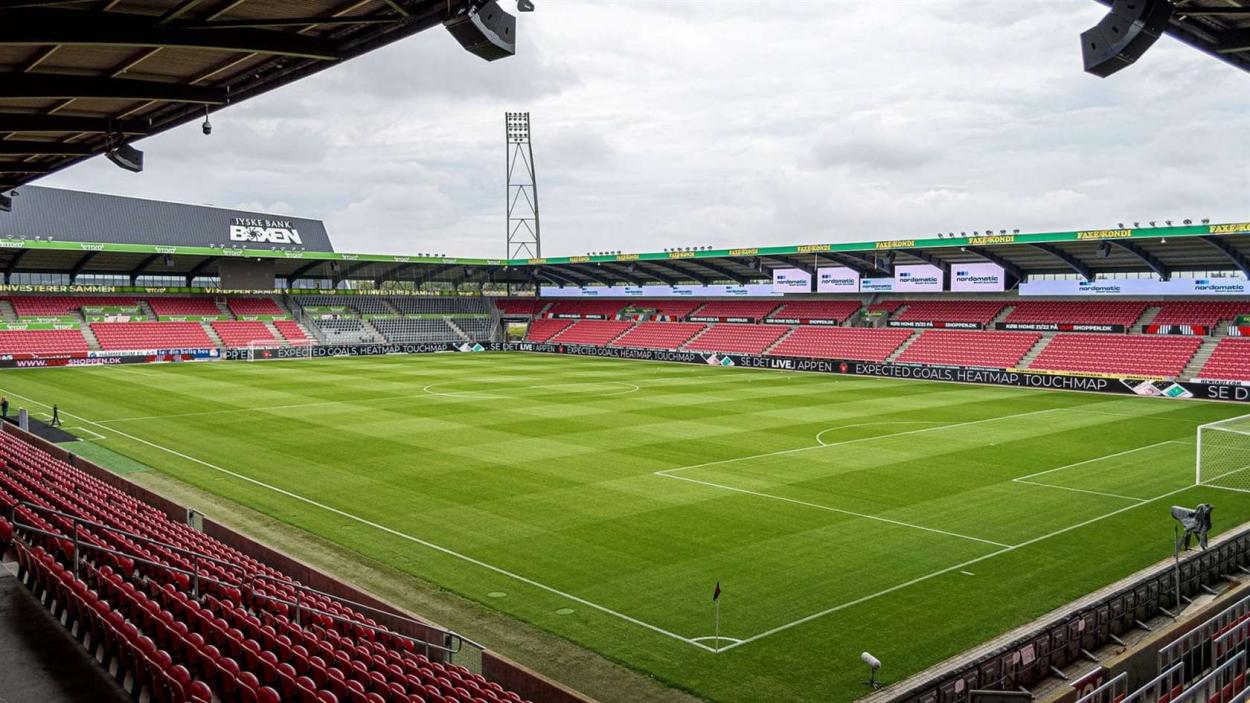 Highlights and goal of Midtjylland 1-0 Genk in UEFA Europa League 2025 ...