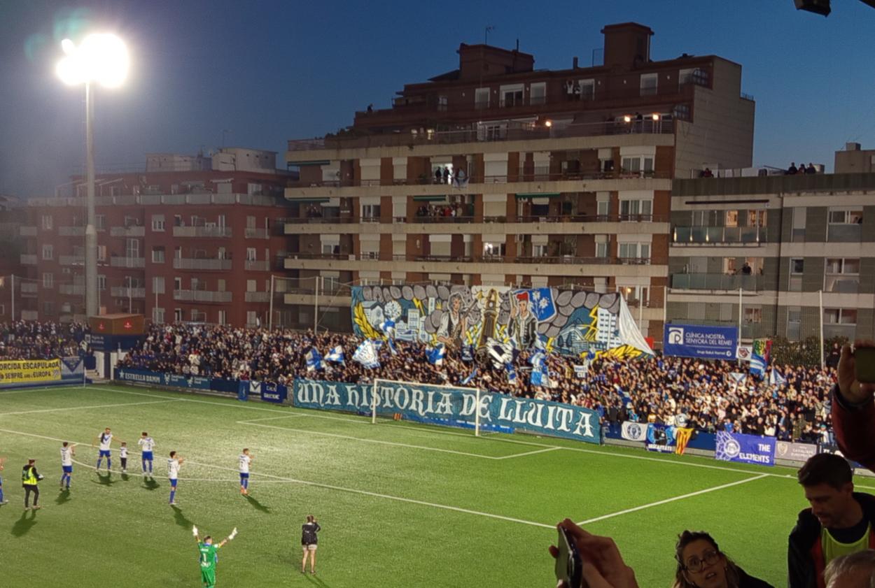 CE Europa vs UE Sant Andreu en vivo y en directo online en 2 RFEF (3-5) | 17/11/2024 - VAVEL España