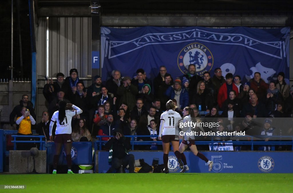 Chelsea 0-1 Manchester City: Shaw goal pulls City level on points with ...
