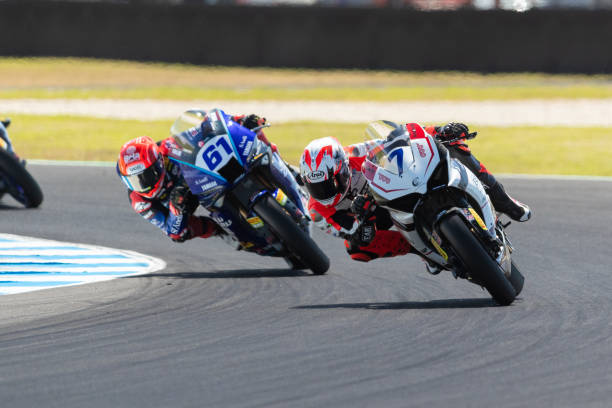 Loris Veneman y Xavi Artigas correrán con el MTM Kawasaki en WorldSPB ...