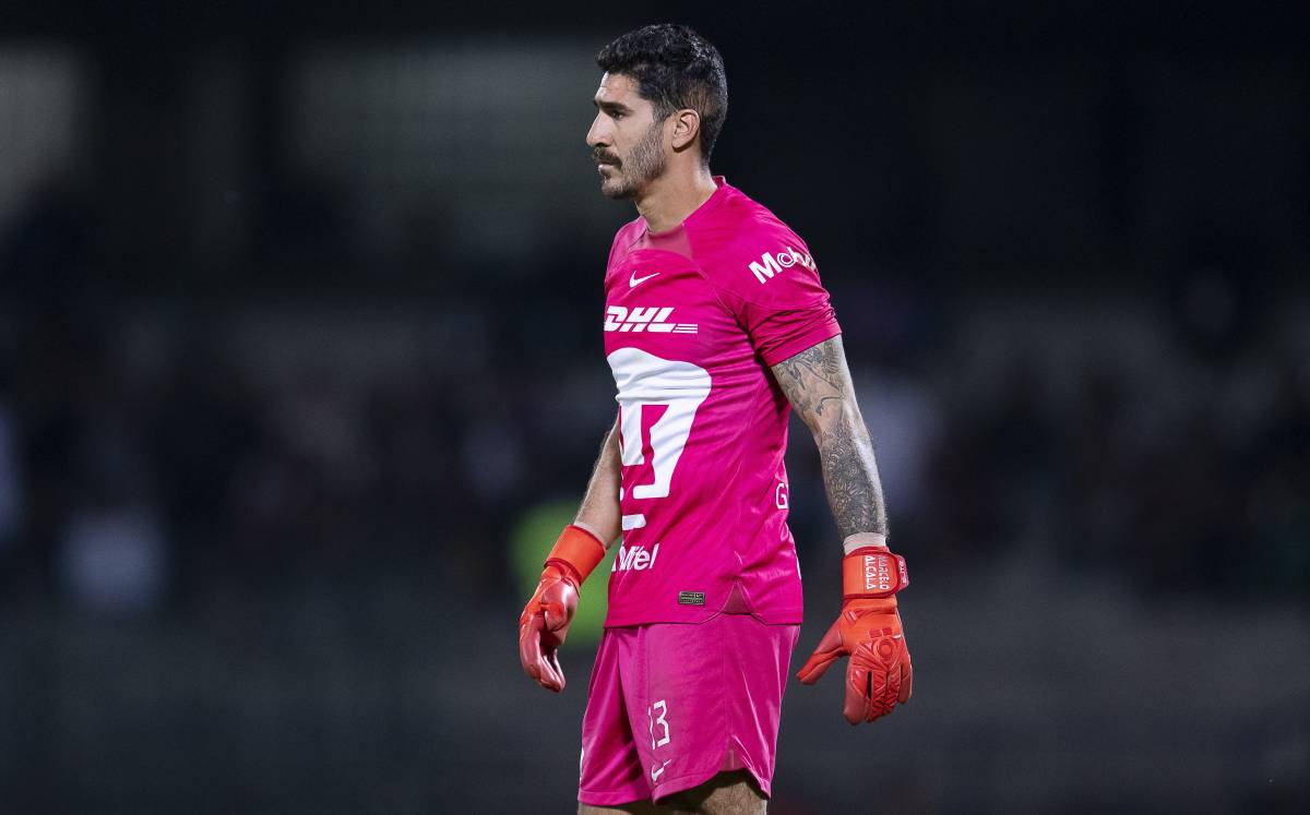 Números de Gil Alcalá con Querétaro y Pumas - VAVEL México