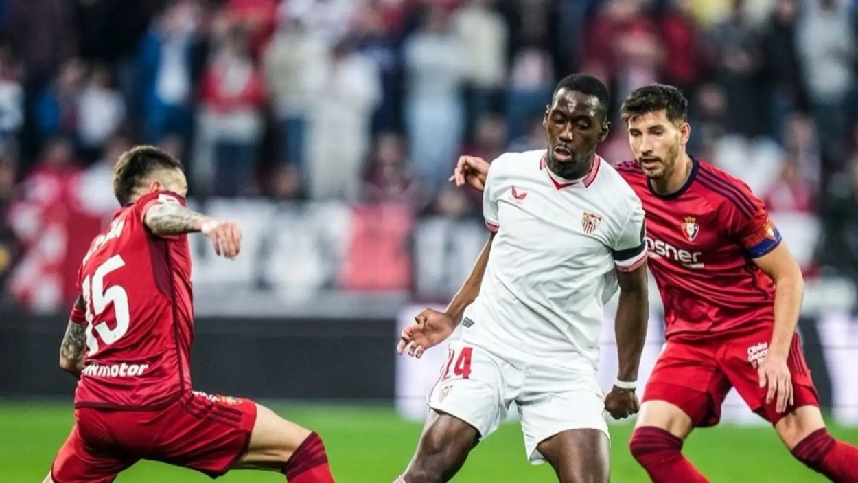 La defensa, el gran problema del Sevilla - VAVEL España