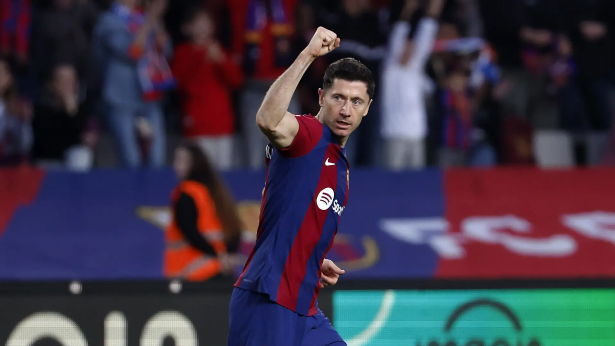 Lewandowski bajo lupa, ¿ha cumplido como "9"? - VAVEL España
