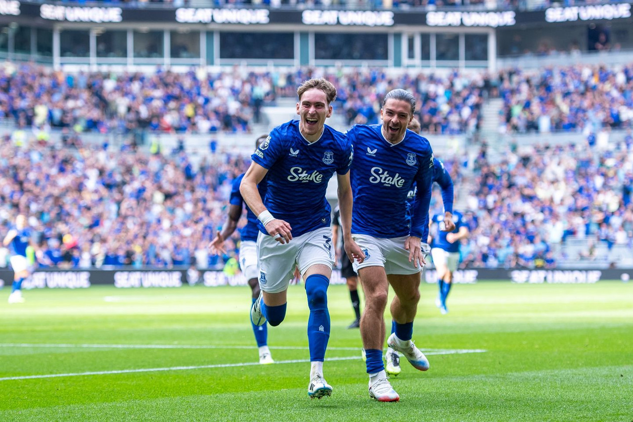 El Everton da la bienvenida a su nuevo estadio con una victoria ante el ...
