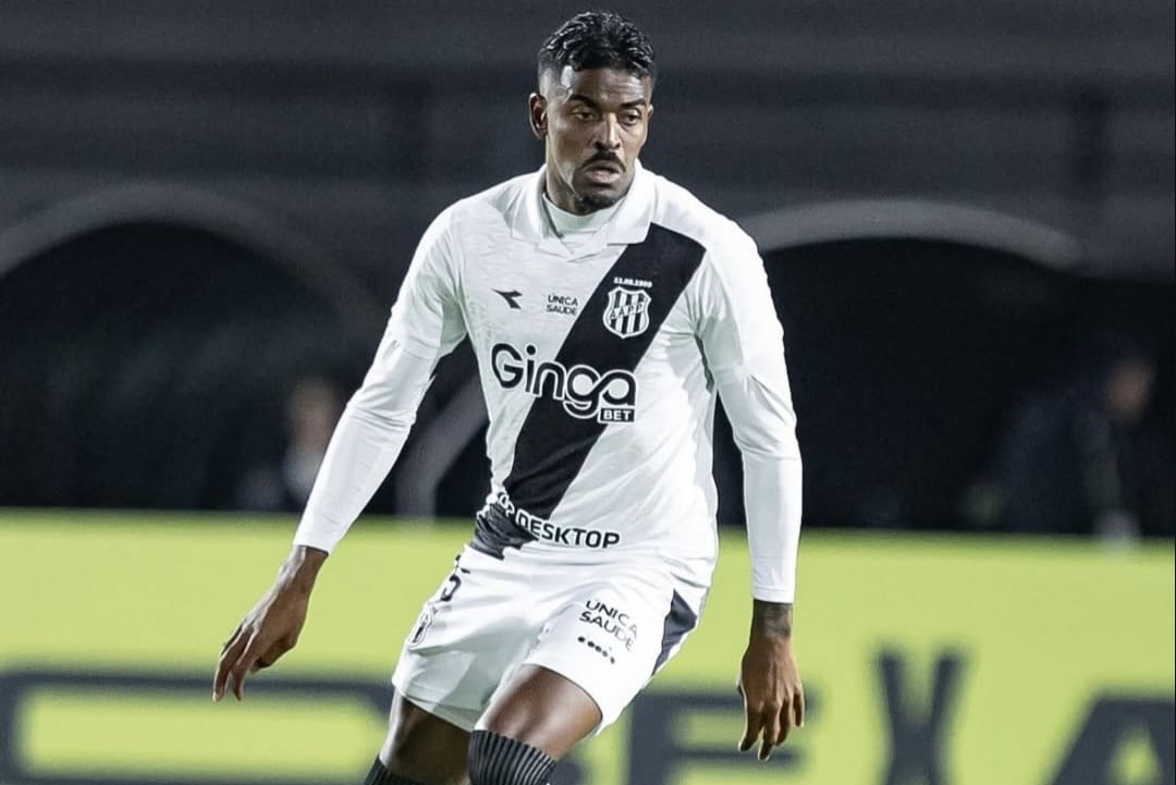 Léo Oliveira vibra com título nacional da Ponte Preta - VAVEL Brasil