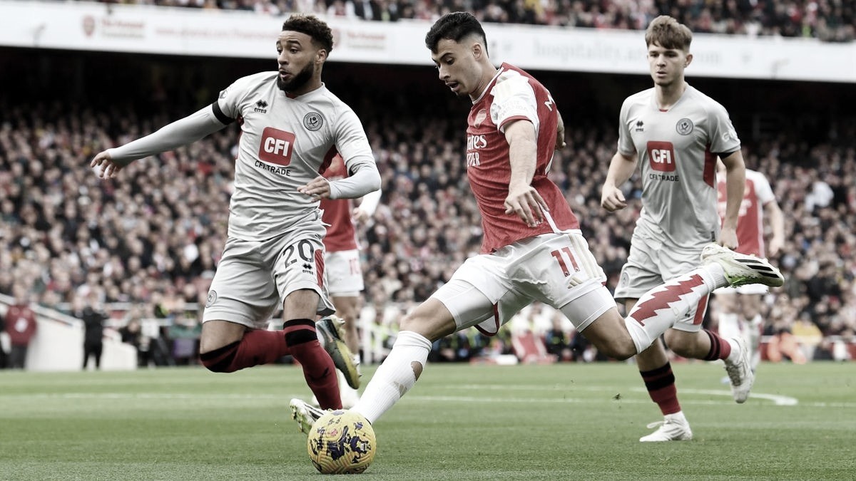 Arsenal visita Sheffield para se manter na caça do líderes da Premier ...