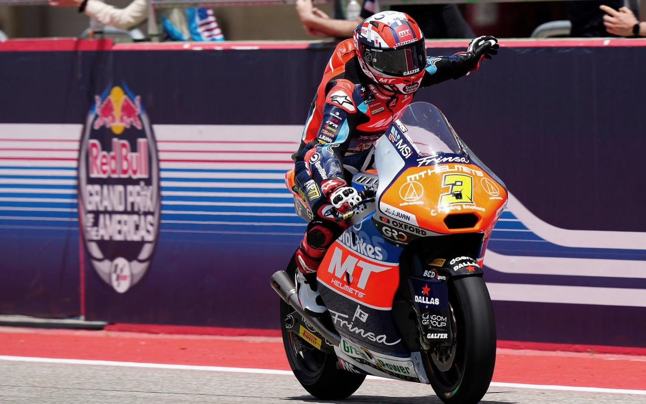 Sergio García Dols le arrebata a Canet el liderato de Moto2 - VAVEL España