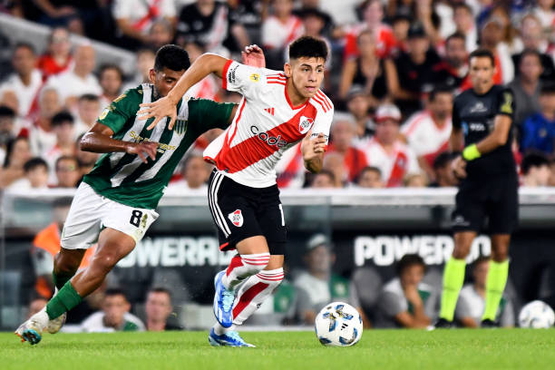 River quiere dar vuelta la página con una victoria ante Banfield ...