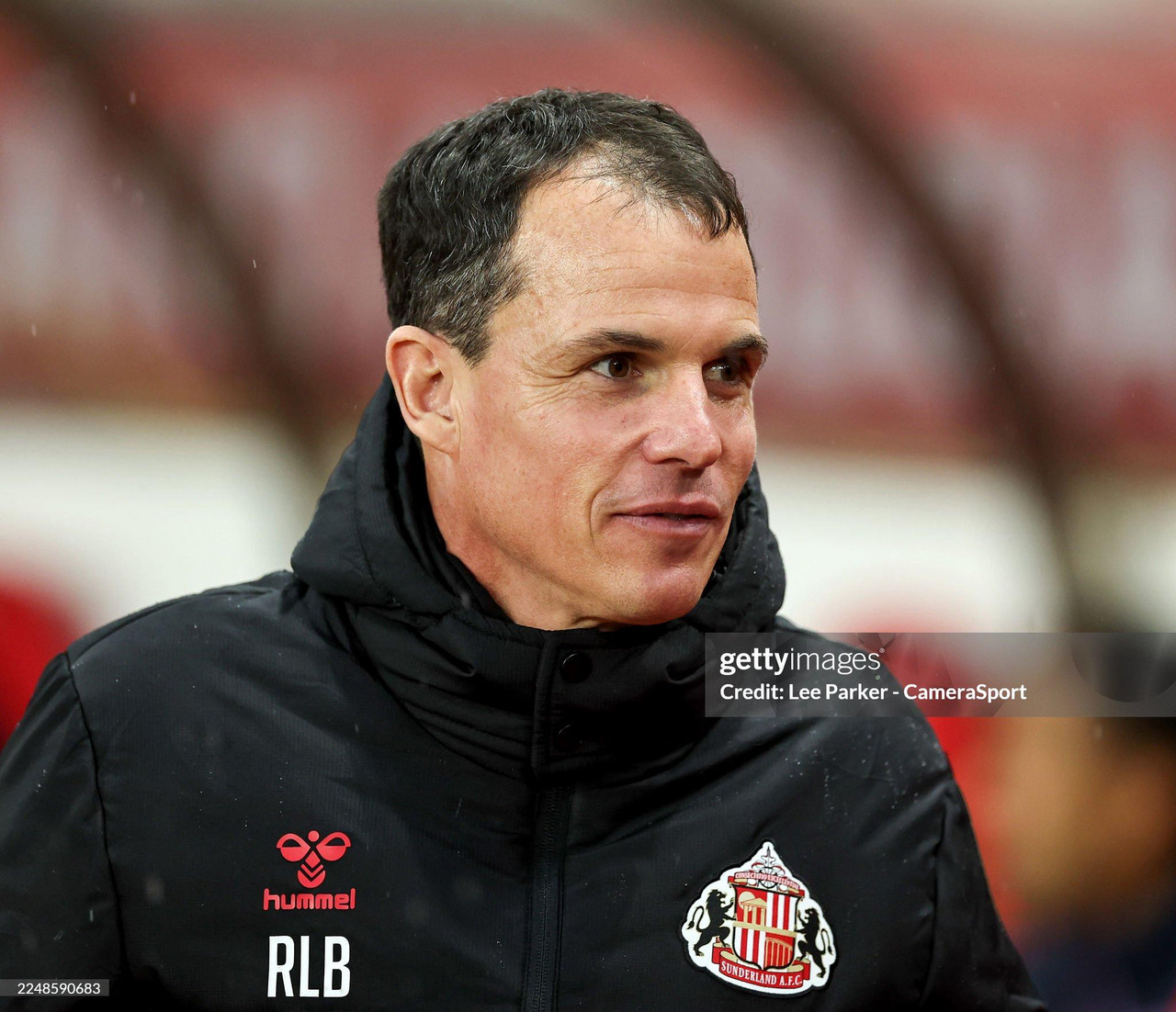 Regis Le Bris praised the ‘strong character’ of the camp at the Stadium ...