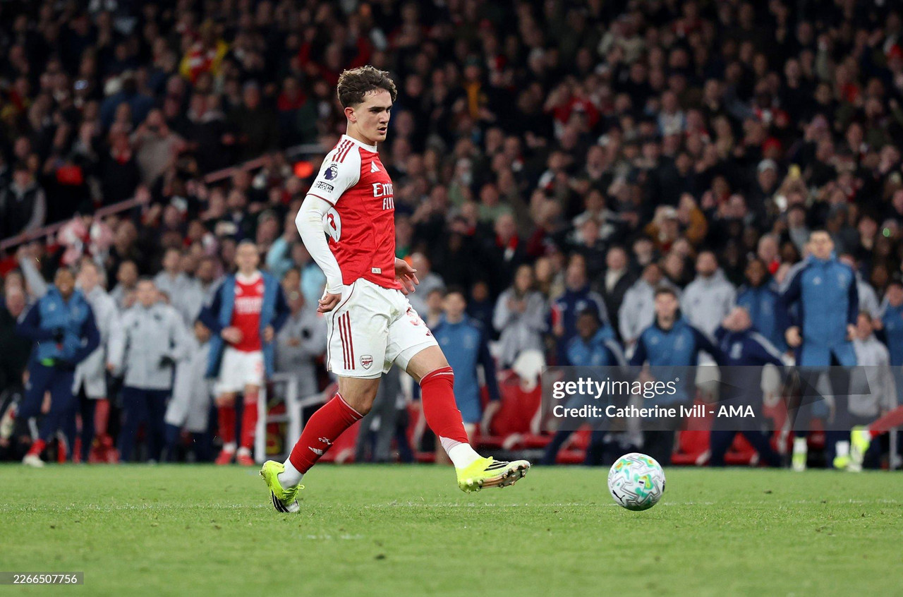 Late goals send Arsenal 10 points clear - VAVEL International