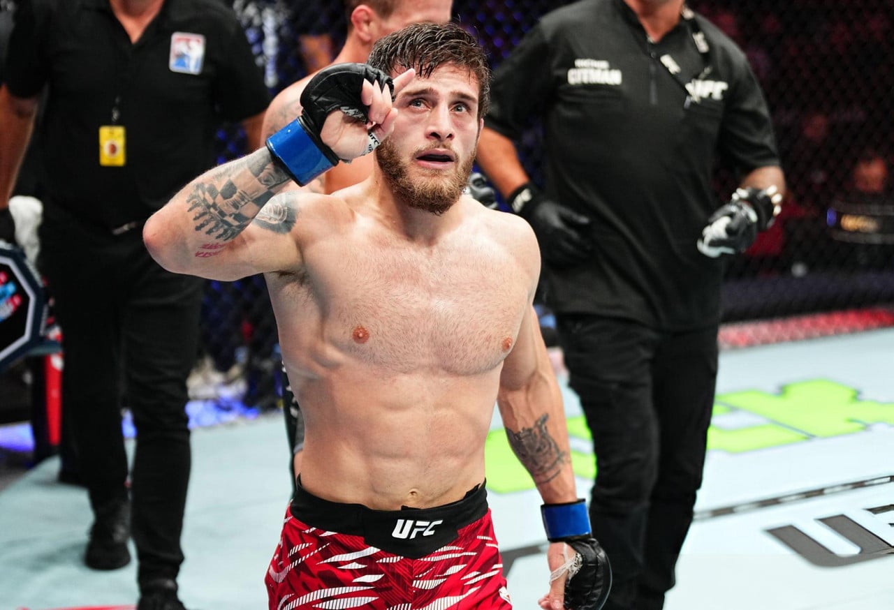 Aleksandre Topuria domina y obtiene su primera victoria en UFC - VAVEL ...