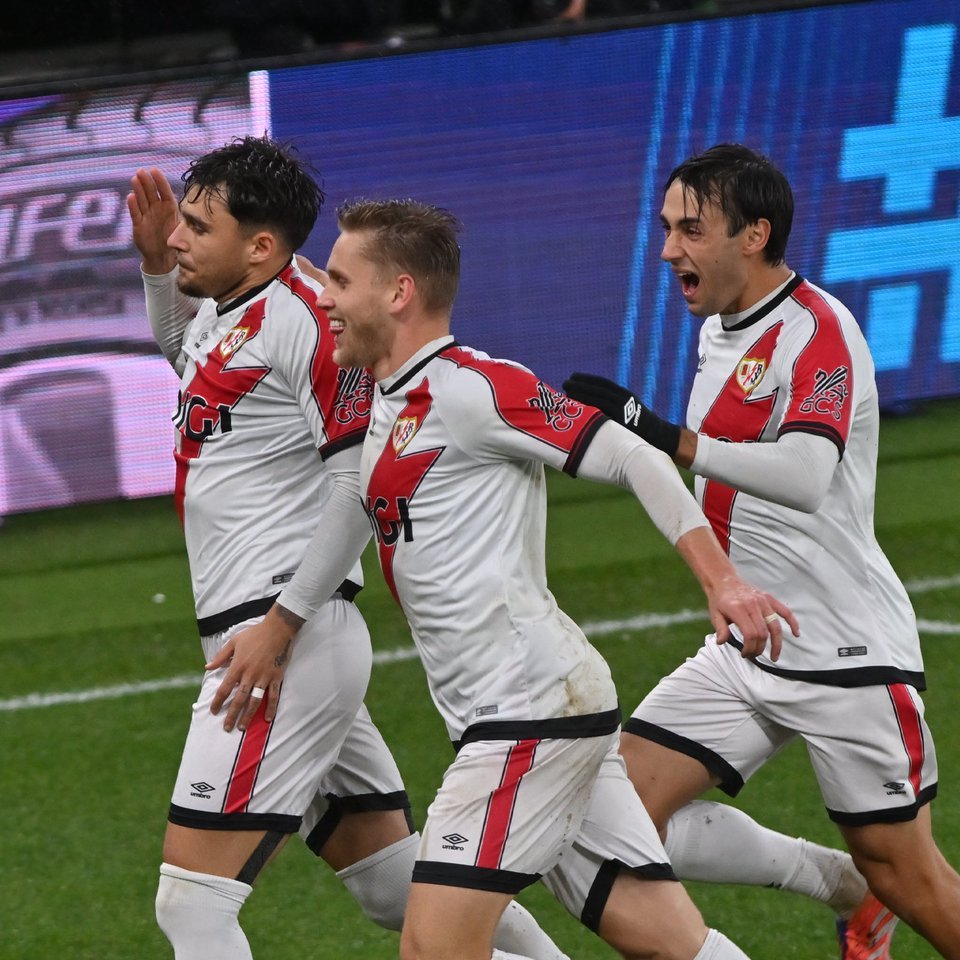 Puntuaciones del Rayo en su empate ante el Häcken sueco (2-2) - VAVEL ...