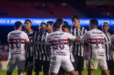 Com dois gols de Luciano, São Paulo vence Corinthians e respira mais ...