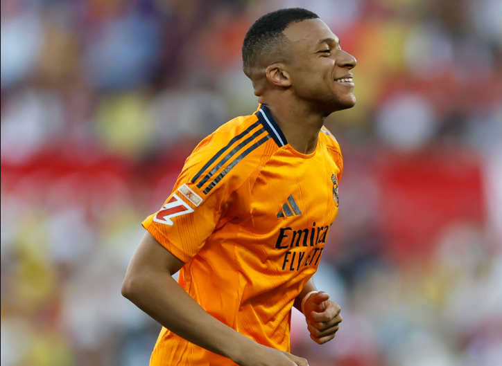 Mbappé y Bellingham sentencian un duelo descafeinado en Nervión - VAVEL ...