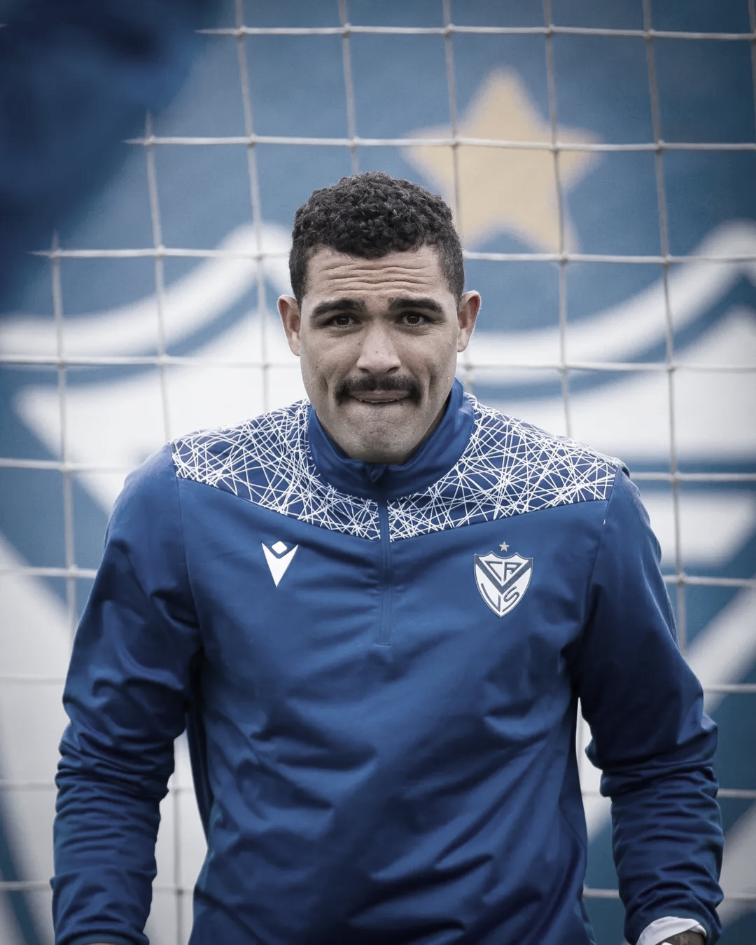 Álvaro Montero busca salir de Vélez: su futuro y el posible regreso a ...