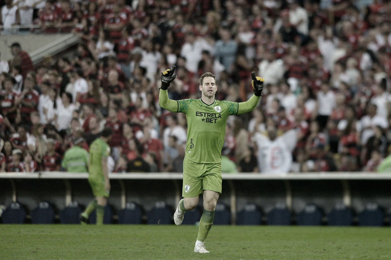 Pasinato cita suas referências e debate sobre Alisson e Ederson - VAVEL ...