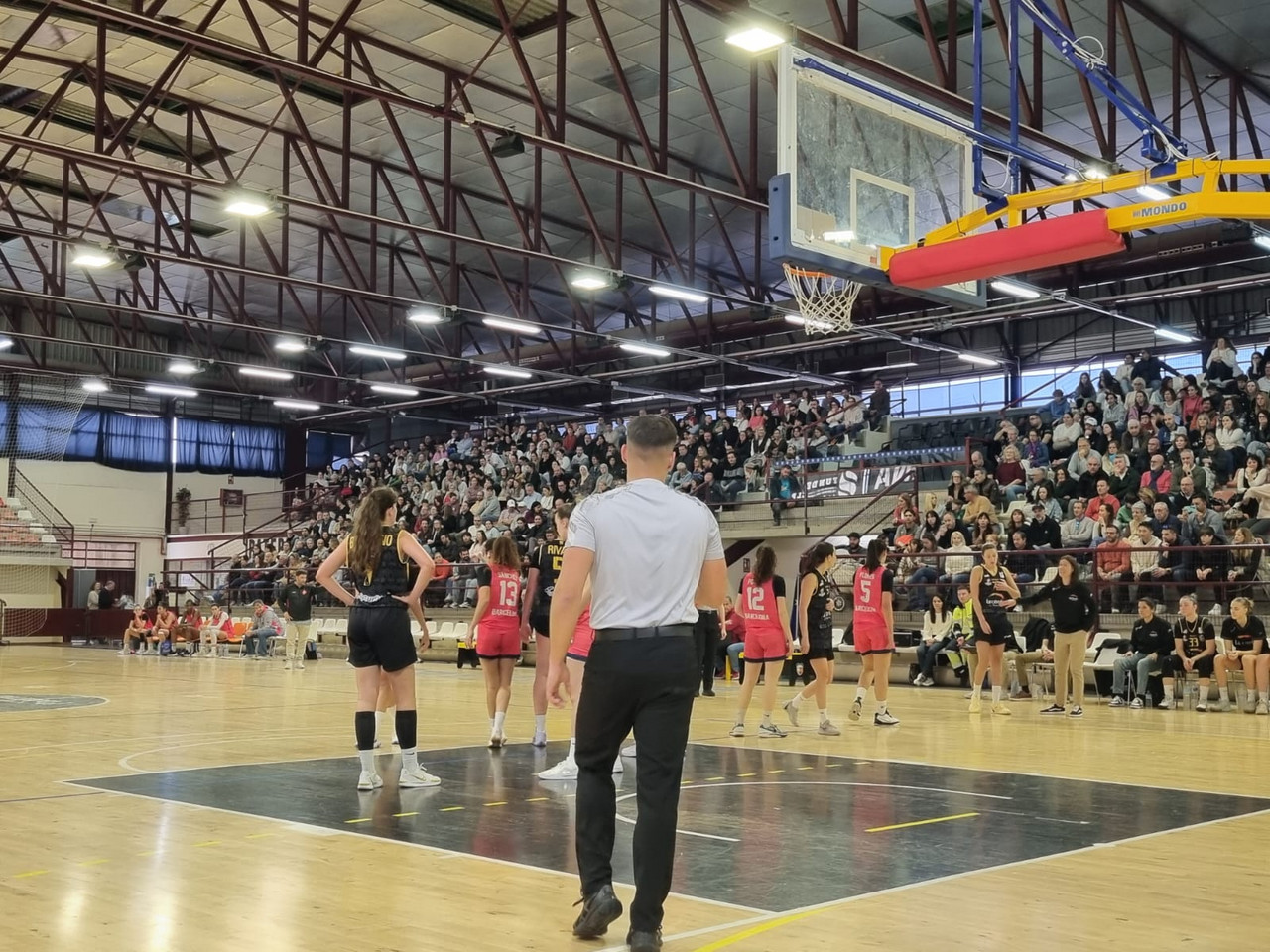 Paterna 50-54 Lima Horta Barcelona: Paterna cae en los últimos minutos ...