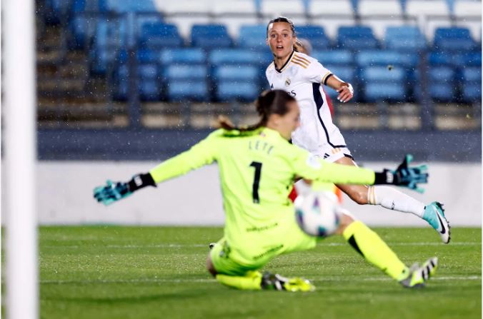 Hayley Raso, una oportunidad desaprovechada: muchos minutos y pocos ...