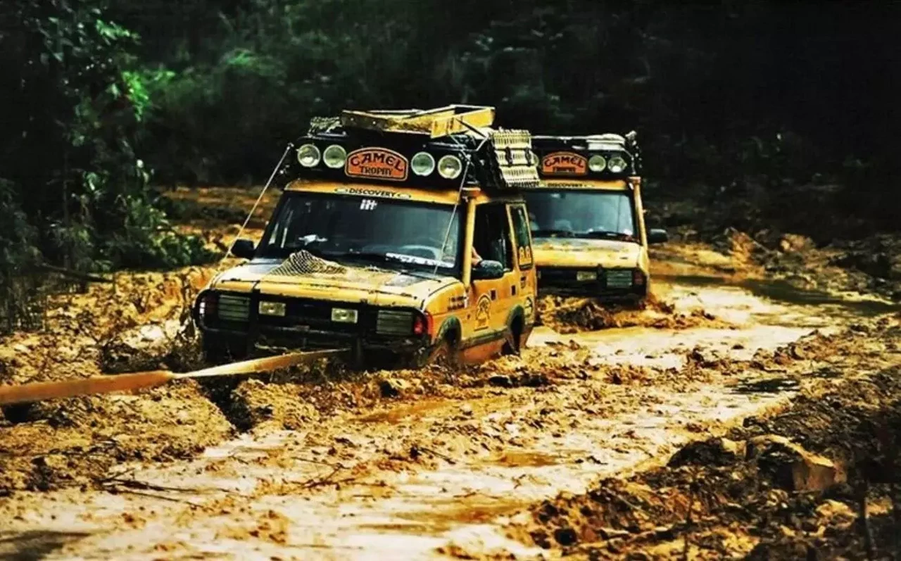 El Camel Trophy y la legendaria figura de Miguel de la Quadra-Salcedo ...