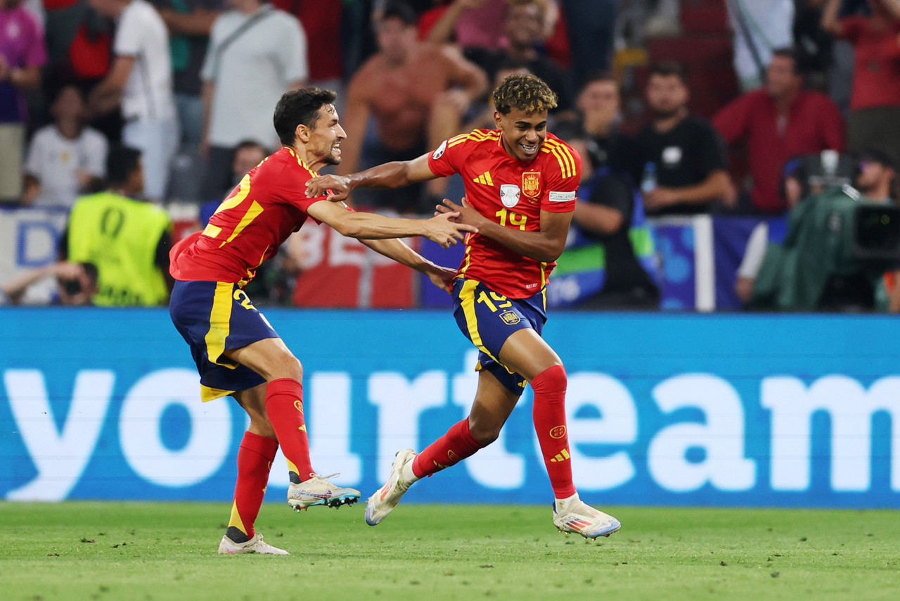 Spain 2-1 France: Lamine Yamal makes history as La Roja claim their ...