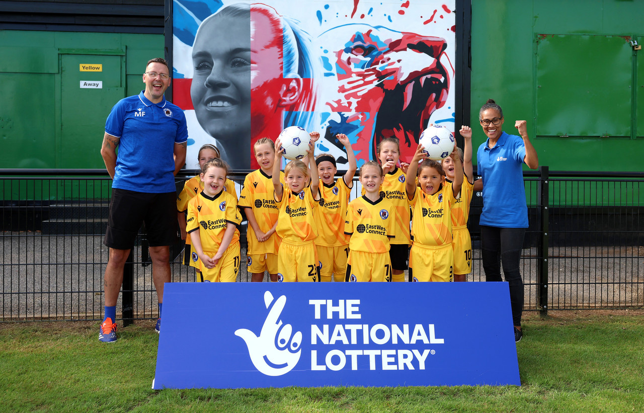 Rachel Yankey and National Lottery unveil Alessia Russo mural - VAVEL ...